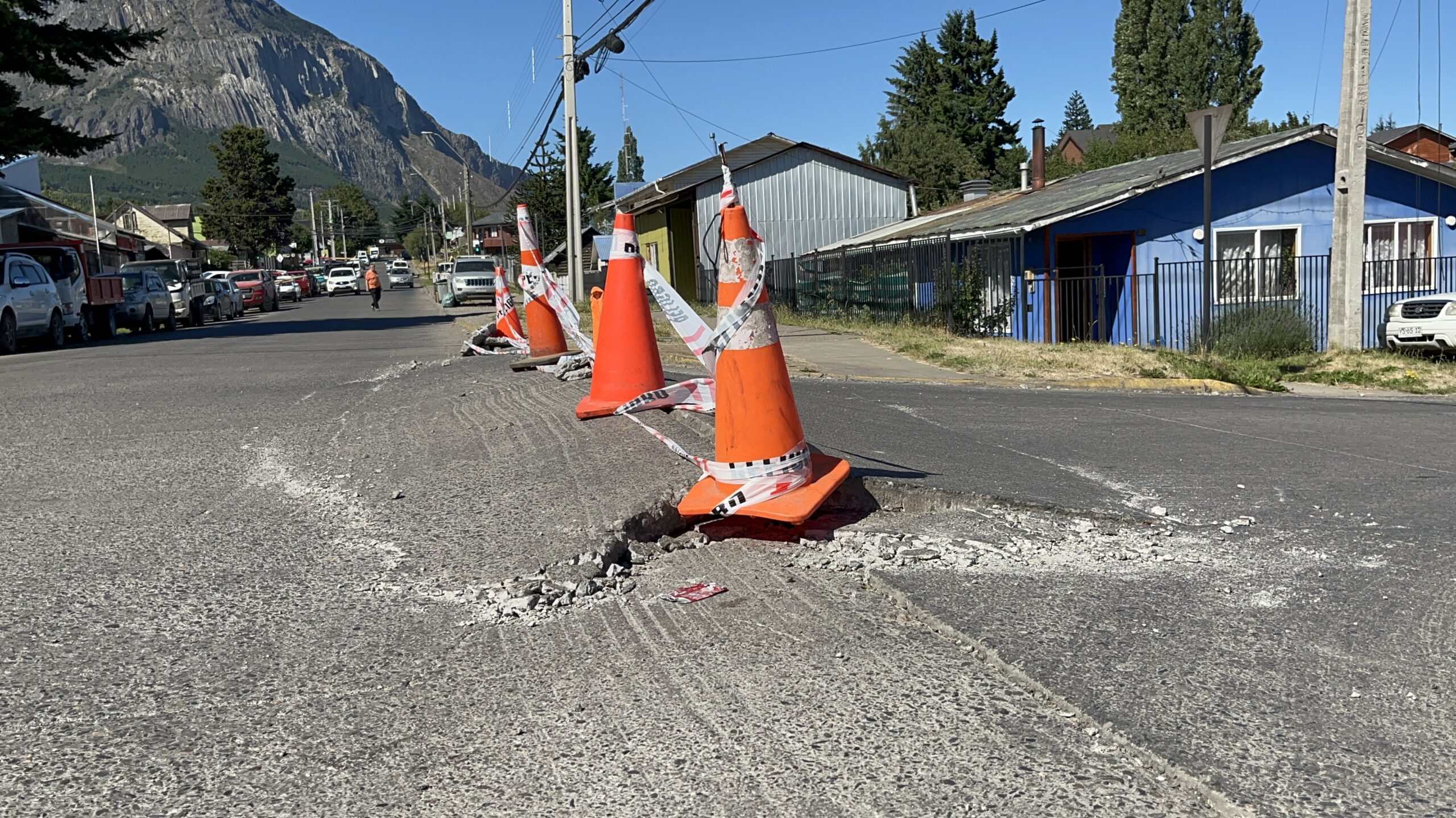 CChC sugiere plan de conservación vial tras daños en calles de ...